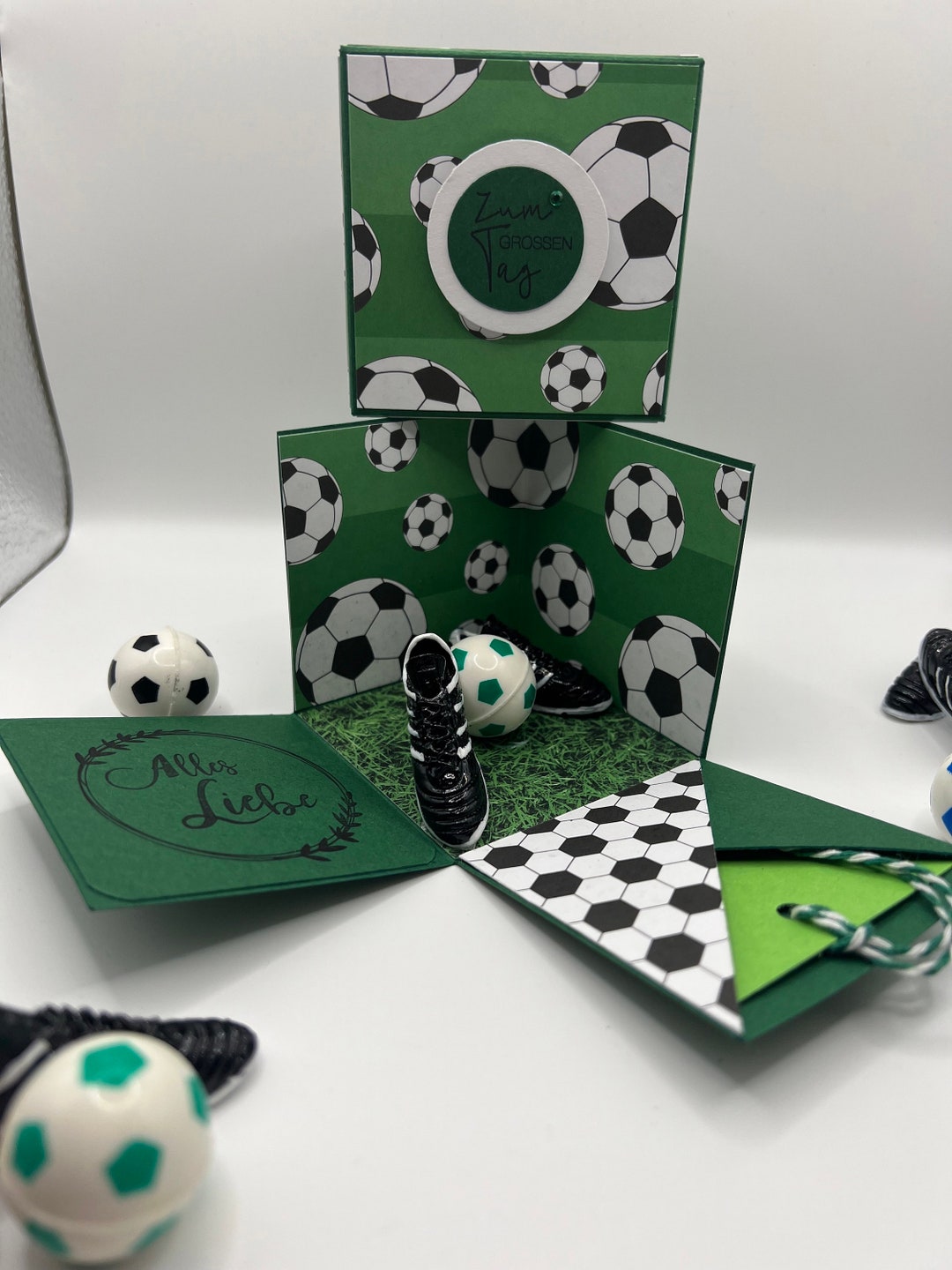 Geschenkverpackung Fussball Basteln