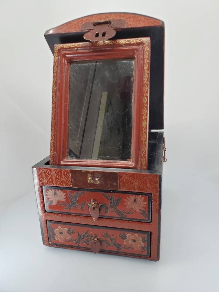 Rare Vintage Chinese Red/black Lacquer Cosmetic/jewelry Box With Mirror ...