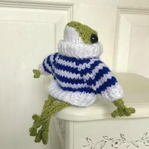 Hand Knitted Frog in Striped Sweater, Cute Birthday Gift, Valentines ...