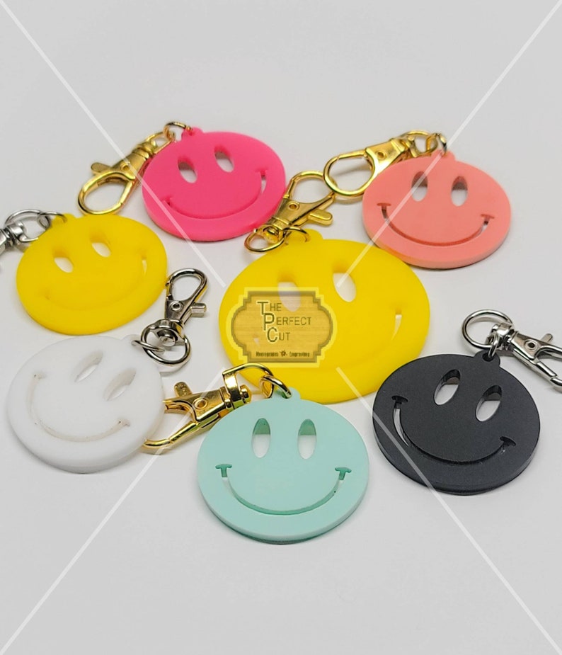 Smiley Face Keychain|smiley Face Acrylic Keychain|happy Face Keychain ...