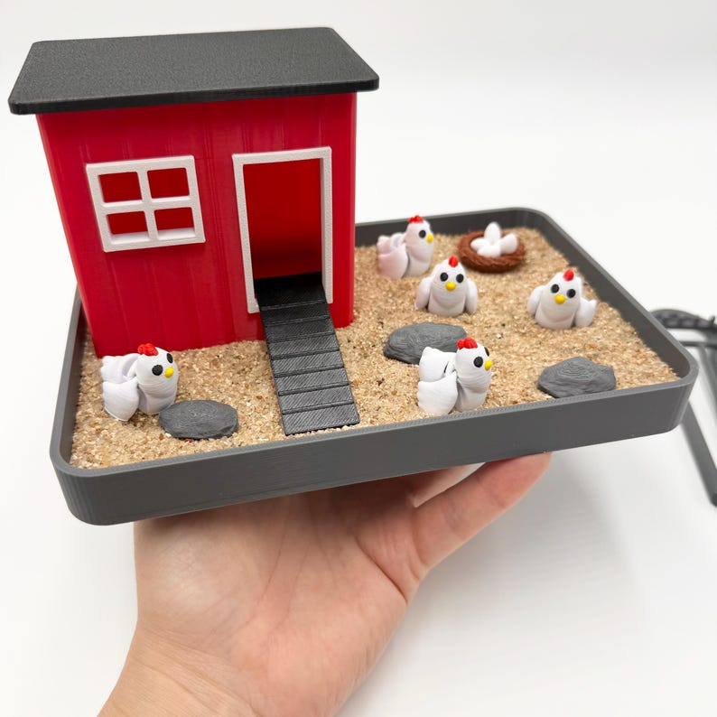 3D Printed Chicken Zen Garden: Mini Farmhouse Diorama Desk Toy - Etsy
