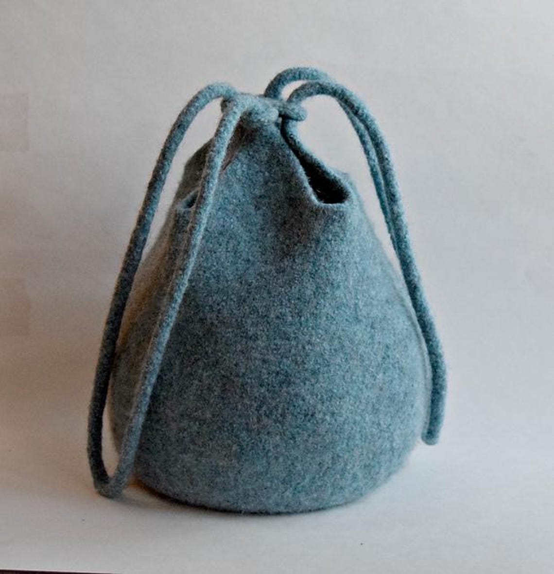 Celtic Knot Felted Bag Knitting Pattern – Bulky Wool Round Purse – Knit ...