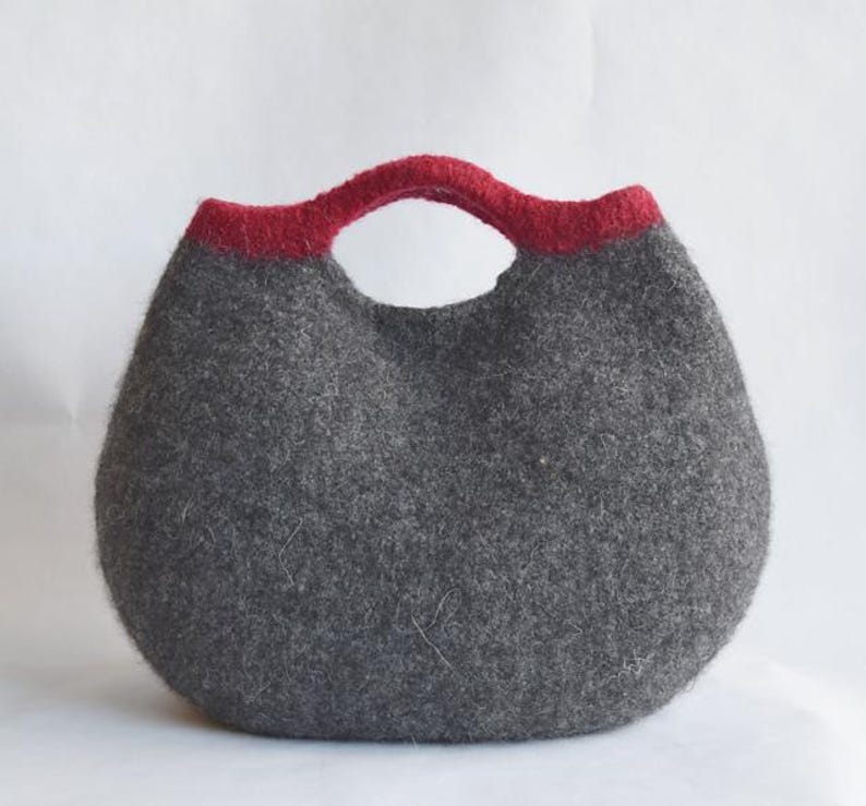 Curve Bag – Felted Handbag Knitting Pattern PDF – Seamless, Elegant ...