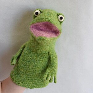 Quirky Frog Puppet – Knitting Pattern PDF – Felted Puppet – Fits Adult ...