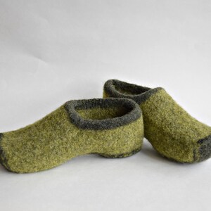 House Clogs Knitting Pattern – Felted Wool Slippers With Accent Trim ...