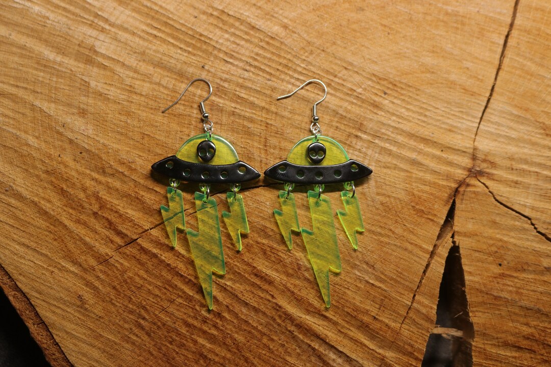 Alien UFO Earrings | Neon Green Alien Head Charms | 3D Printed ...
