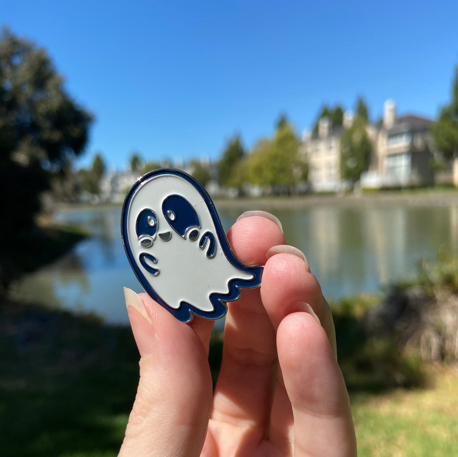 Friendly Ghost Enamel Pin - Etsy