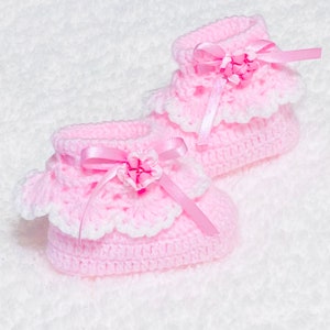 Digital PDF Crochet Pattern: Ruffles and Bows Crochet Baby Booties ...