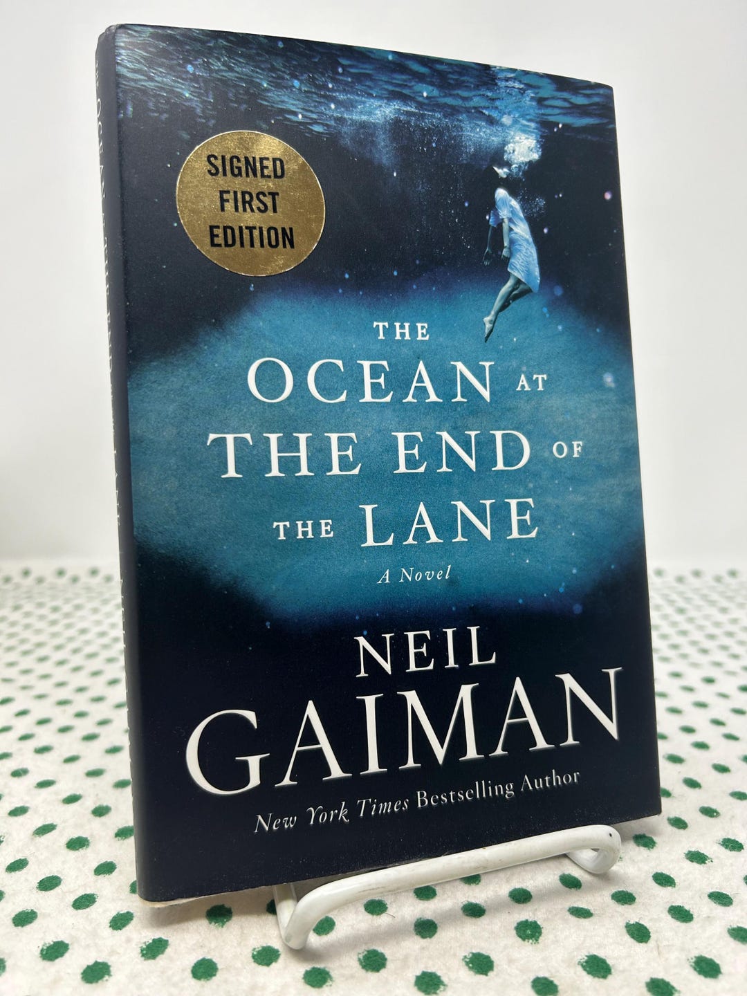 The Ocean at the End of the Lane by Neil Gaiman SIGNED Hardcover First ...