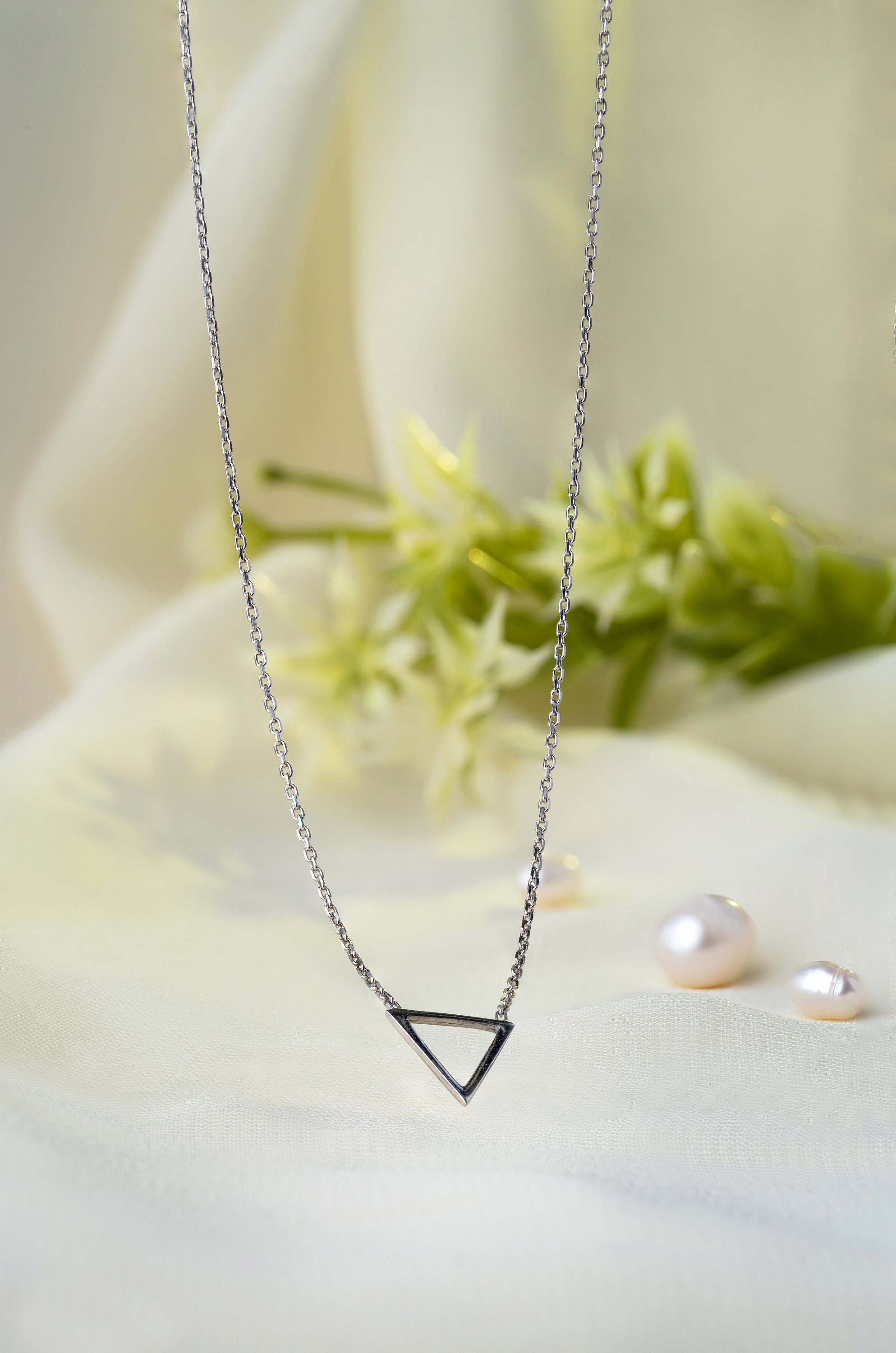 Simple Triangle Necklace, Geometric Necklace, Dainty Necklace, Triangle ...