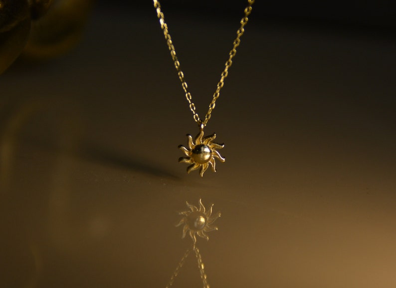 14k Solid Gold Dainty Sun Necklace / Solar Celestial Star Sun - Etsy