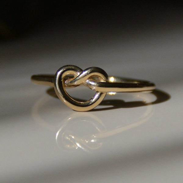 Gold Love Knot Ring - Etsy