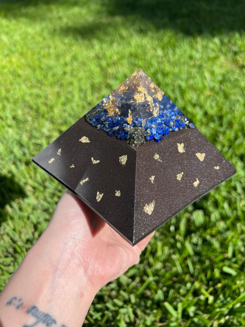 8 Sided Giza Orgonite Pyramid 120mm Base With Ormus - Etsy