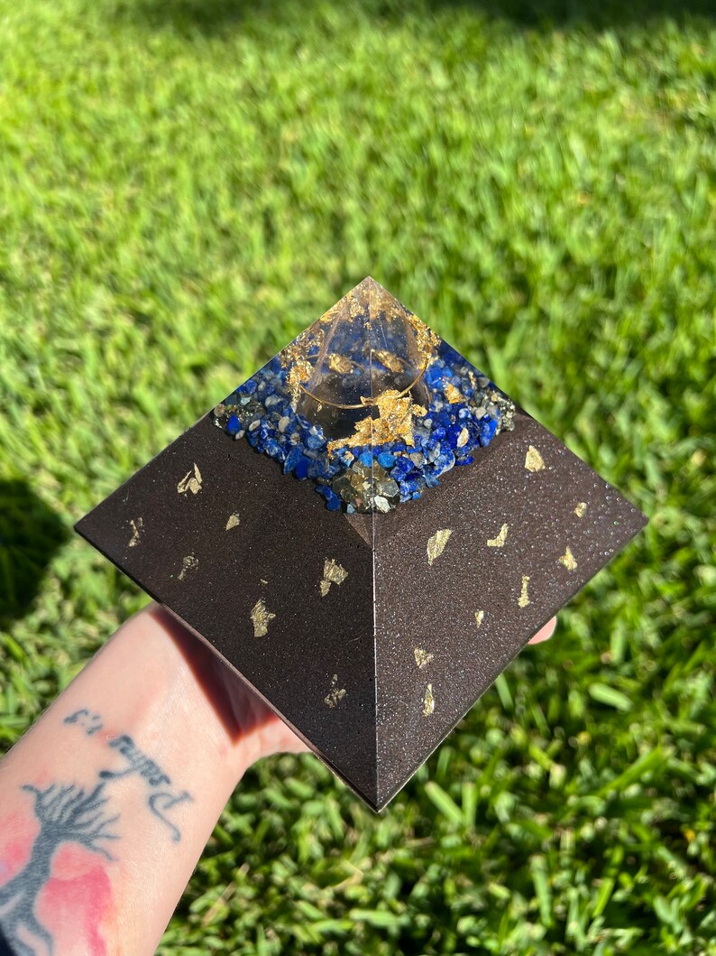 8 Sided Giza Orgonite Pyramid 120mm Base With Ormus - Etsy