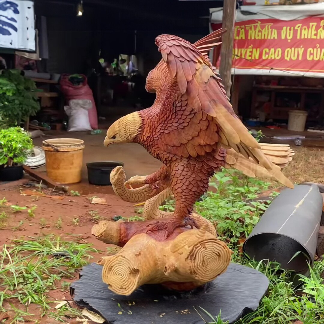 20 Inch Tall Eagle Statue Wood Carving Art Snake Sculpture - Etsy