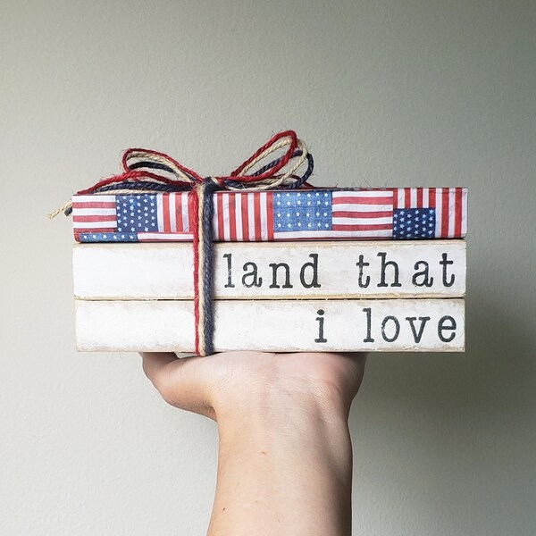 Patriotic Book Stack - Etsy