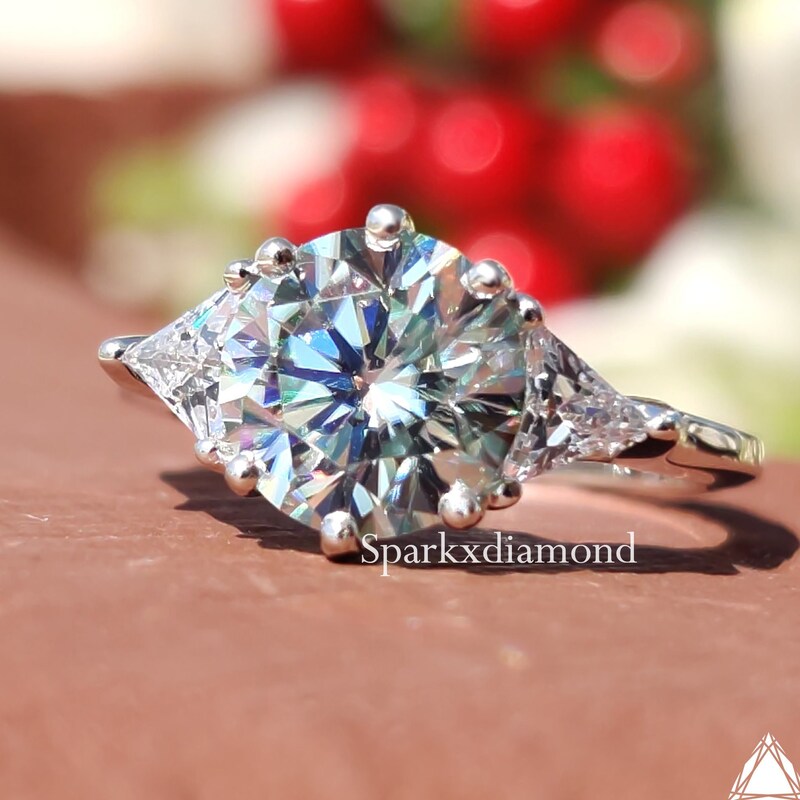 Round Stone Ring - Etsy