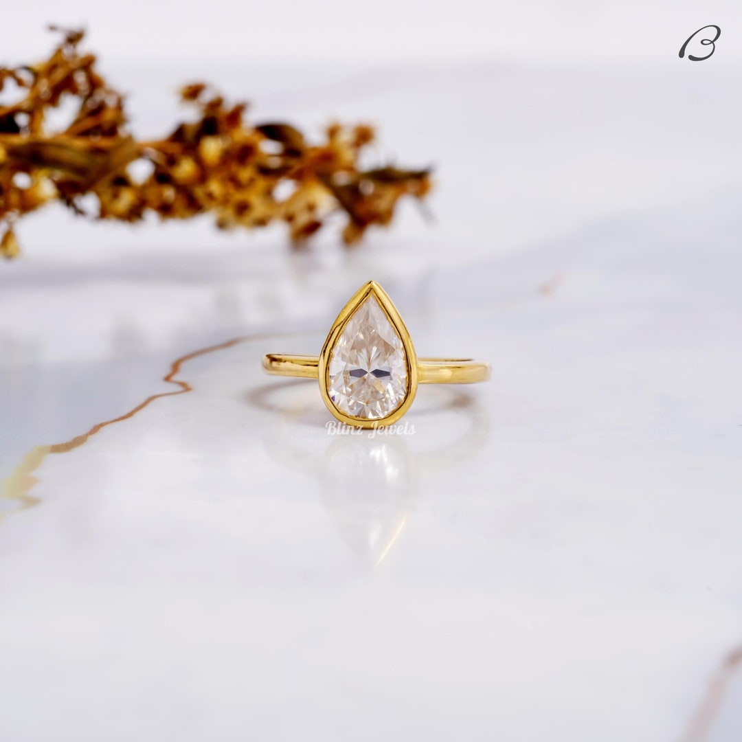 Pear Cut Bezel Set Engagement Ring, Pear Shape Moissanite Diamond Full ...
