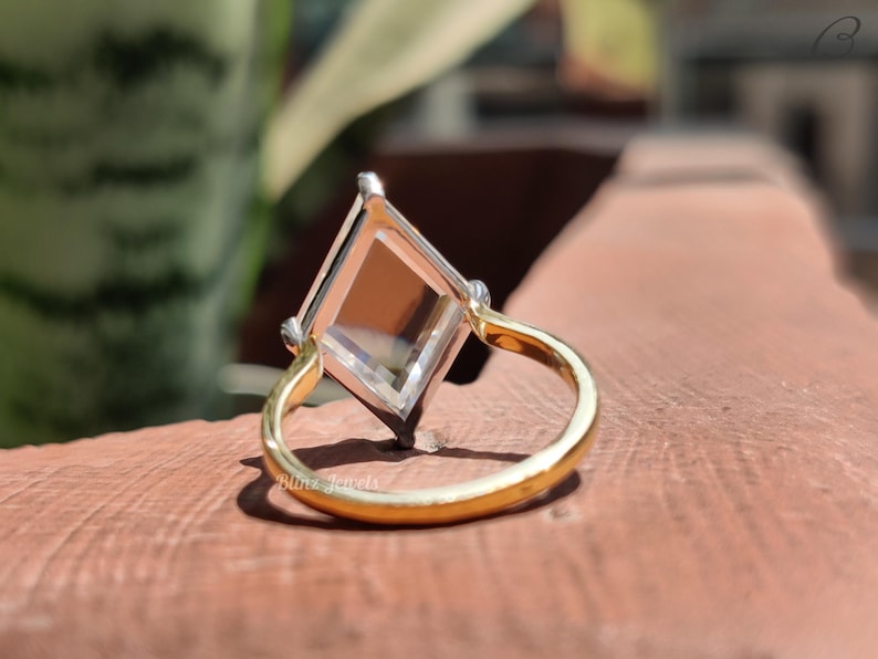 3 Carat Lozenge Kite Cut Moissanite Engagement Ring, Classic Solitaire ...