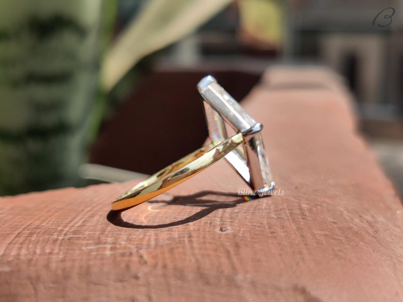 3 Carat Lozenge Kite Cut Moissanite Engagement Ring, Classic Solitaire ...