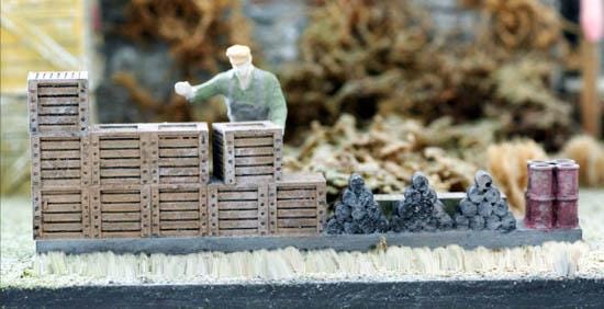 N Scale Linear Clutter #1 Dozens of Details in Narrow Linear Row ...