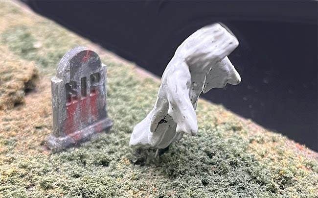 S Scale GHOST Emerging From Grave Set Painted - Etsy