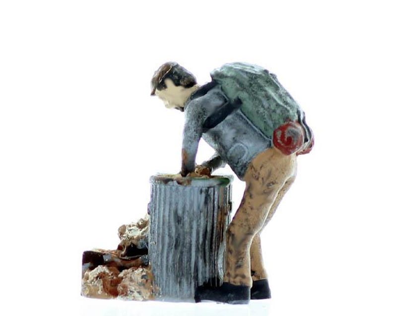 HO Scale Figure Homeless Hobo Picking Through Trash Finished - Etsy