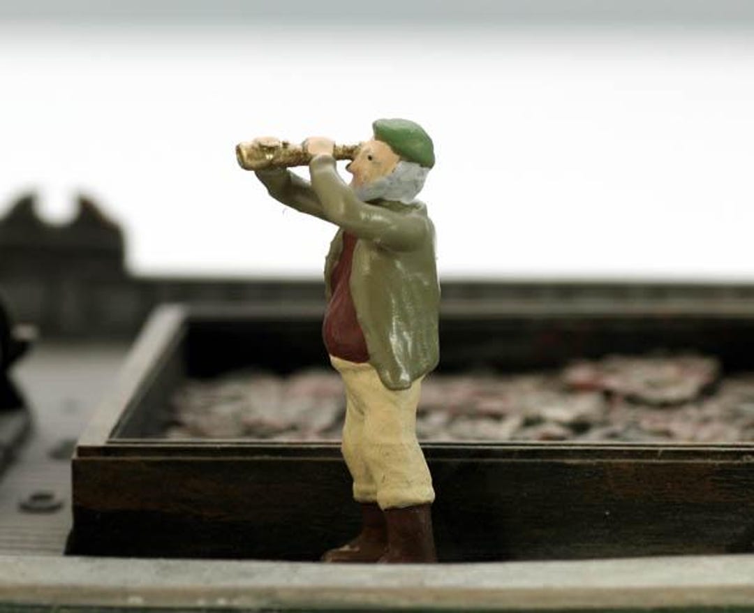 HO Scale Fisherman Harbor Master With His Spy Glass Painted - Etsy