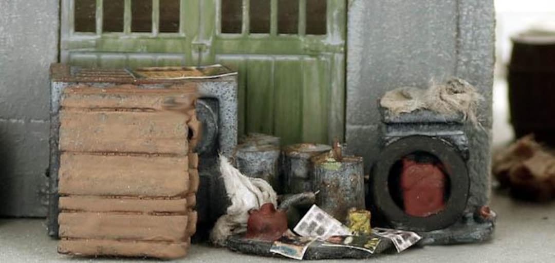 N Scale Building Wall Junk Pile With Scattered Garbage Finished - Etsy