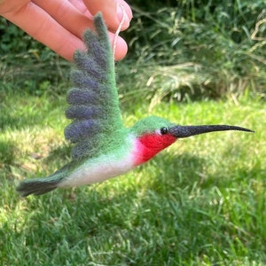 Needle Felted Hummingbird| MADE TO ORDER | Bird | Mini | Gift | Plush ...
