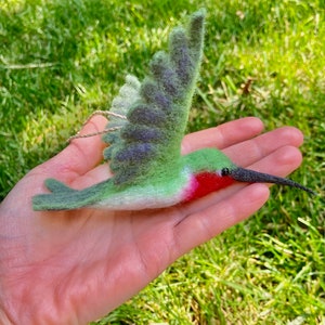 Needle Felted Hummingbird| MADE TO ORDER | Bird | Mini | Gift | Plush ...