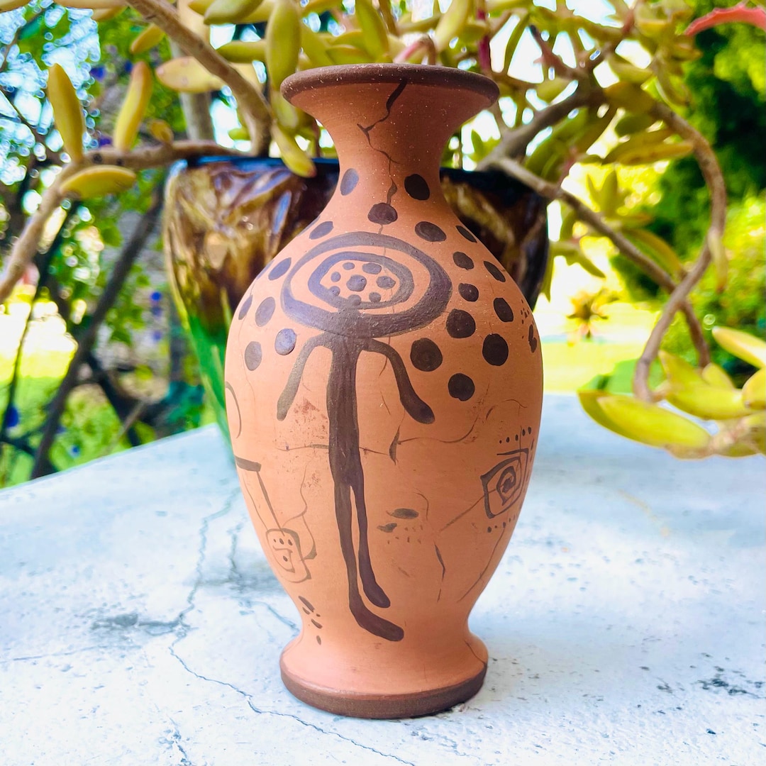 Antique Ancient Alien Design Tan Brown Clay Animal Pottery Tribal ...