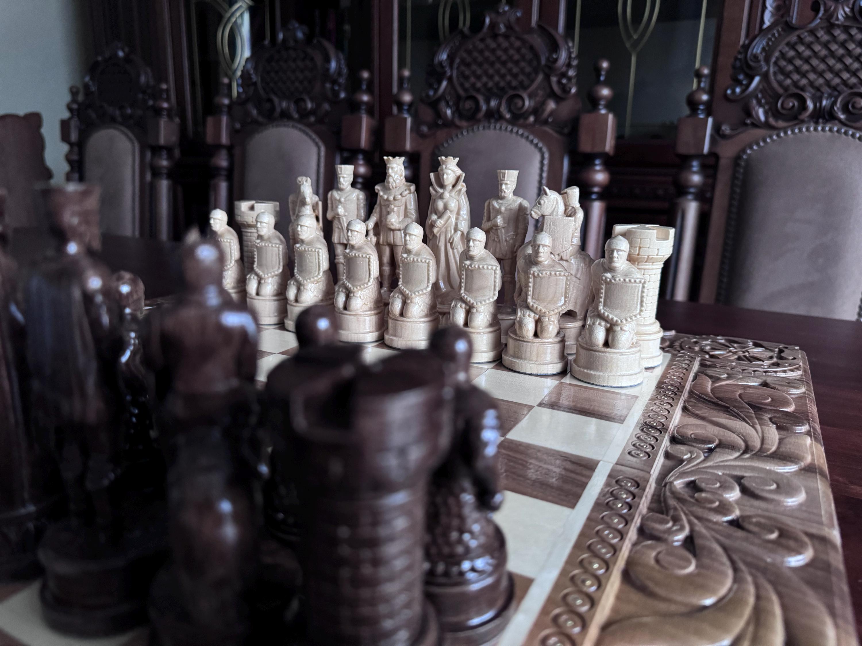 Medieval Knights Wood Carving Chess Pieces Set - Etsy