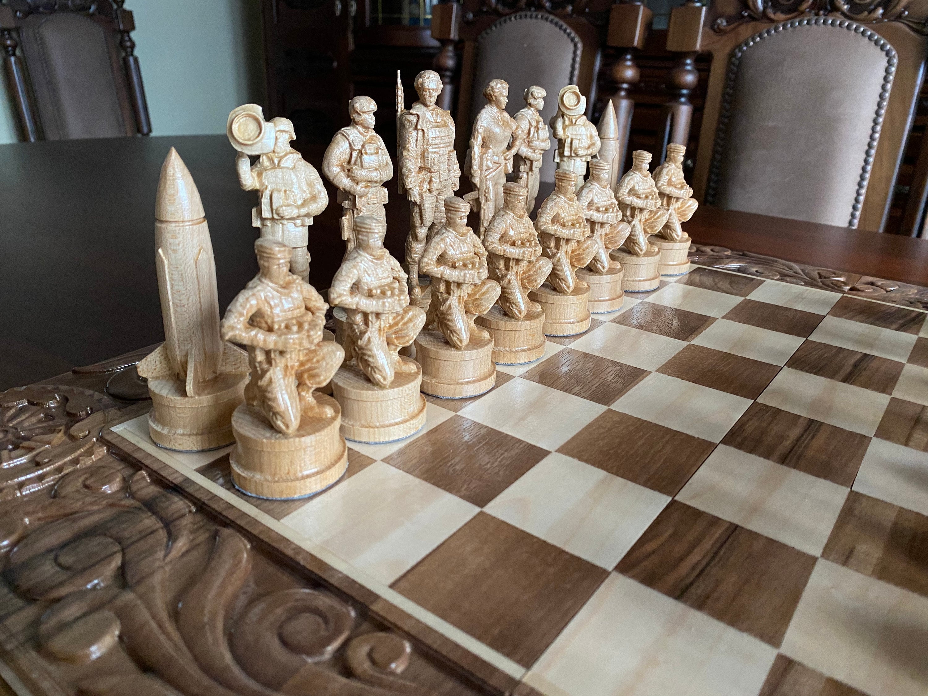 NEW ukrainian Army Wooden Chess Pieces Taras Shevchenko & - Etsy