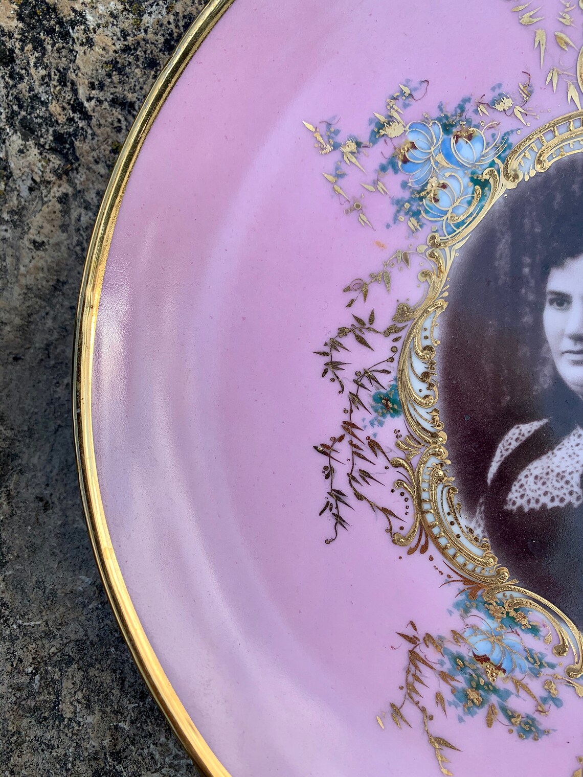 Antique Victorian Pink Portrait Plate, Gilt Decoration, Hofmann ...