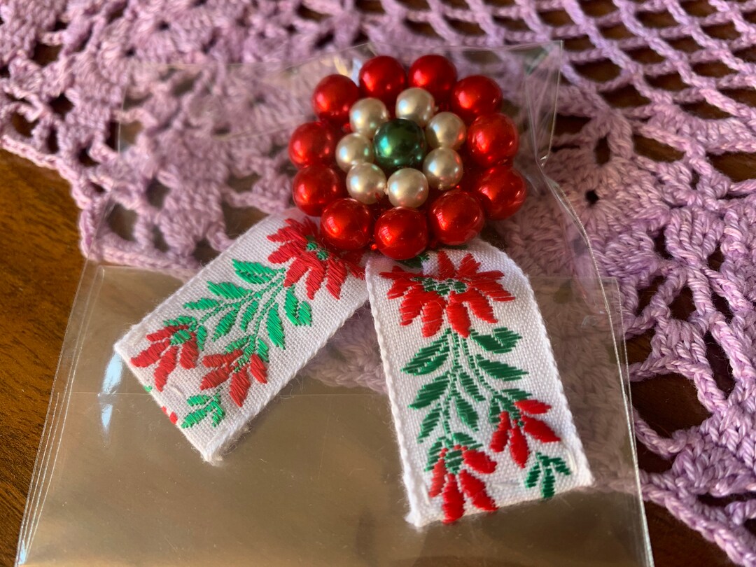 Handmade Hungarian Tricolor Brooch: National Day Cockade - Etsy