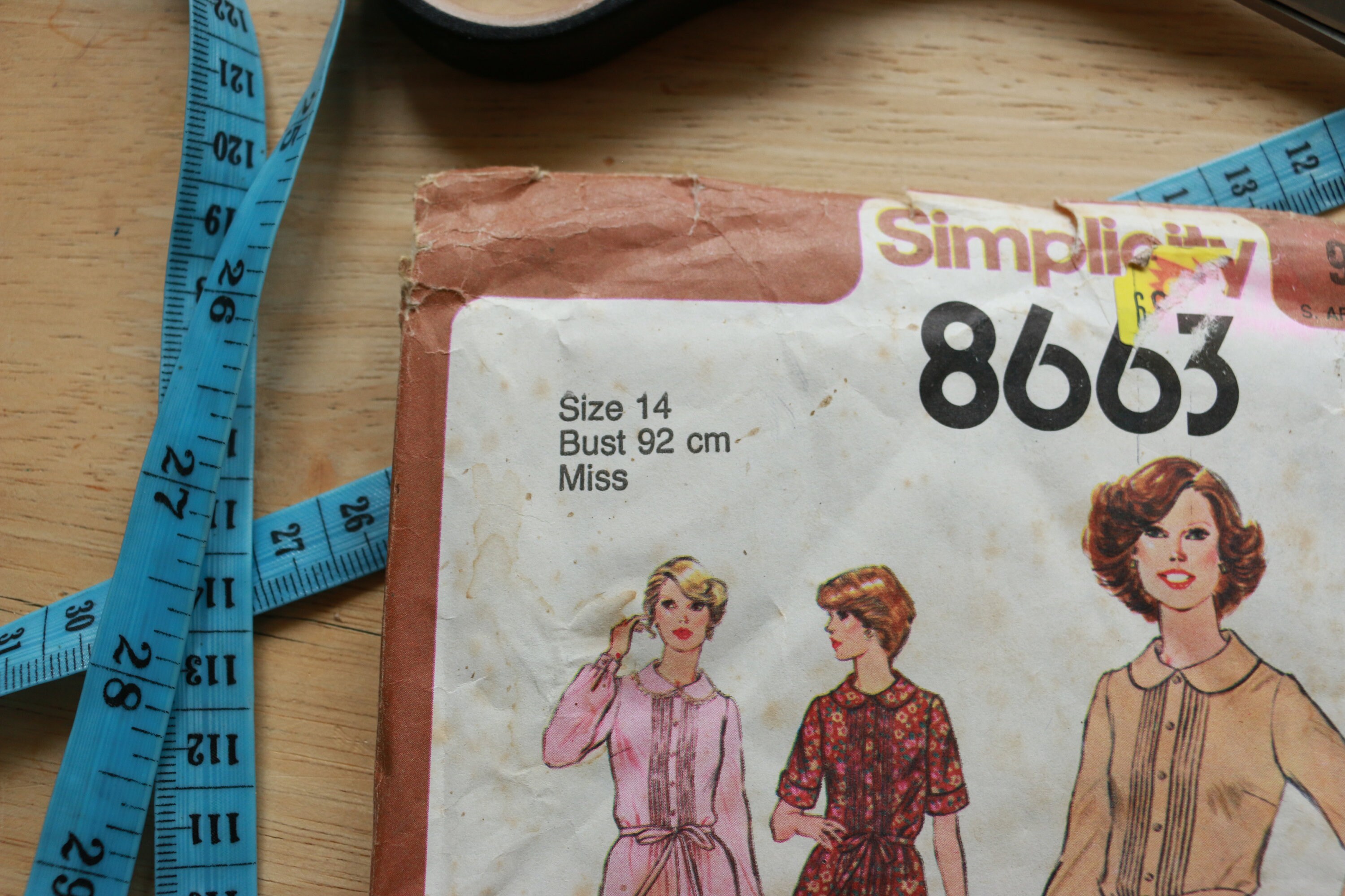 Simplicity Sewing Pattern 8663 Dress in 2 Lengths and Tie Belt - Size 14 - Bust 92cm - 1970s ...