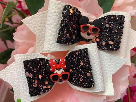 Mickey or Minnie Mouse bow | Etsy