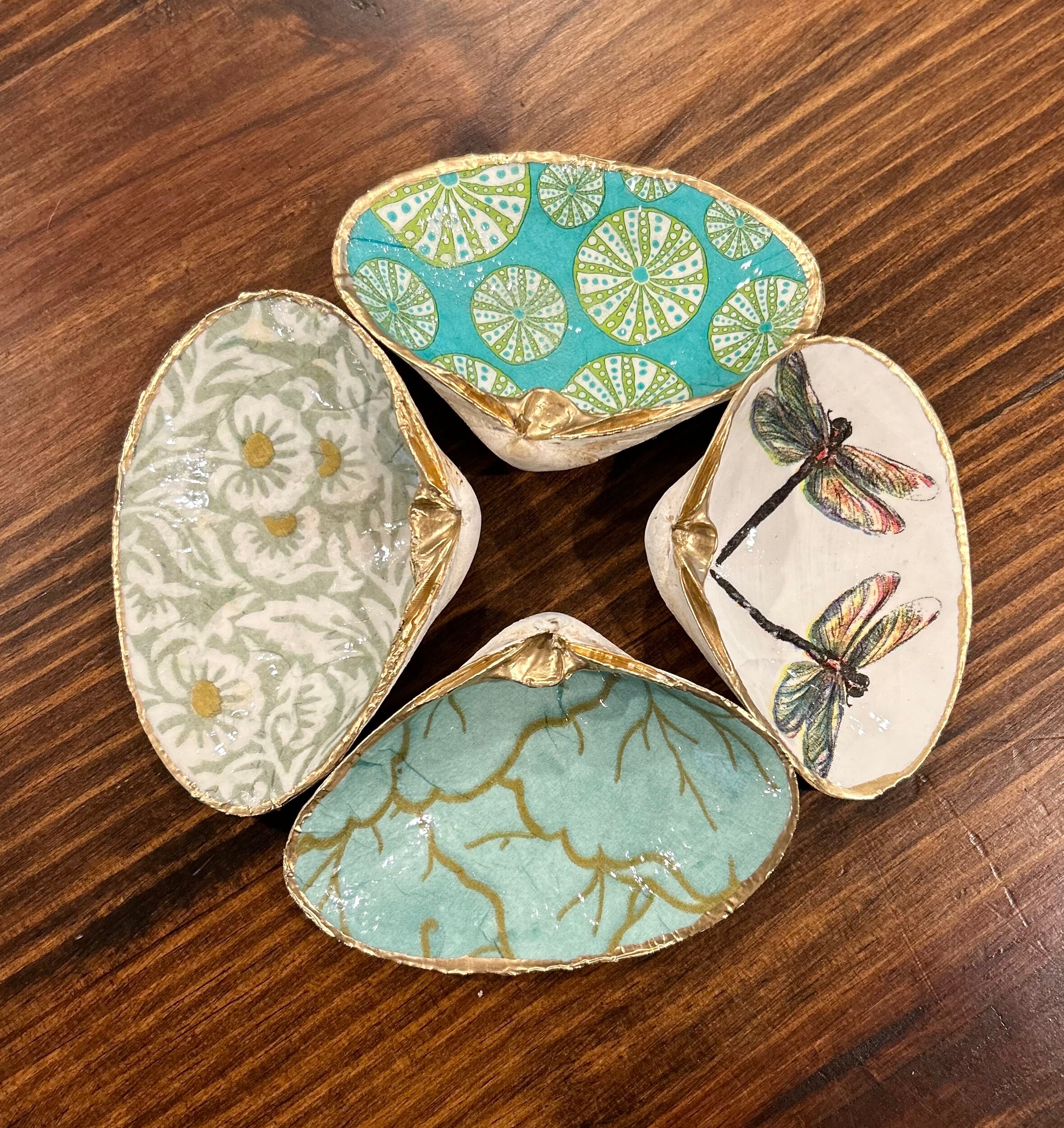 Clam Shell Trinket Dish Decoupage Clam Shells Shell Decor Decorative ...