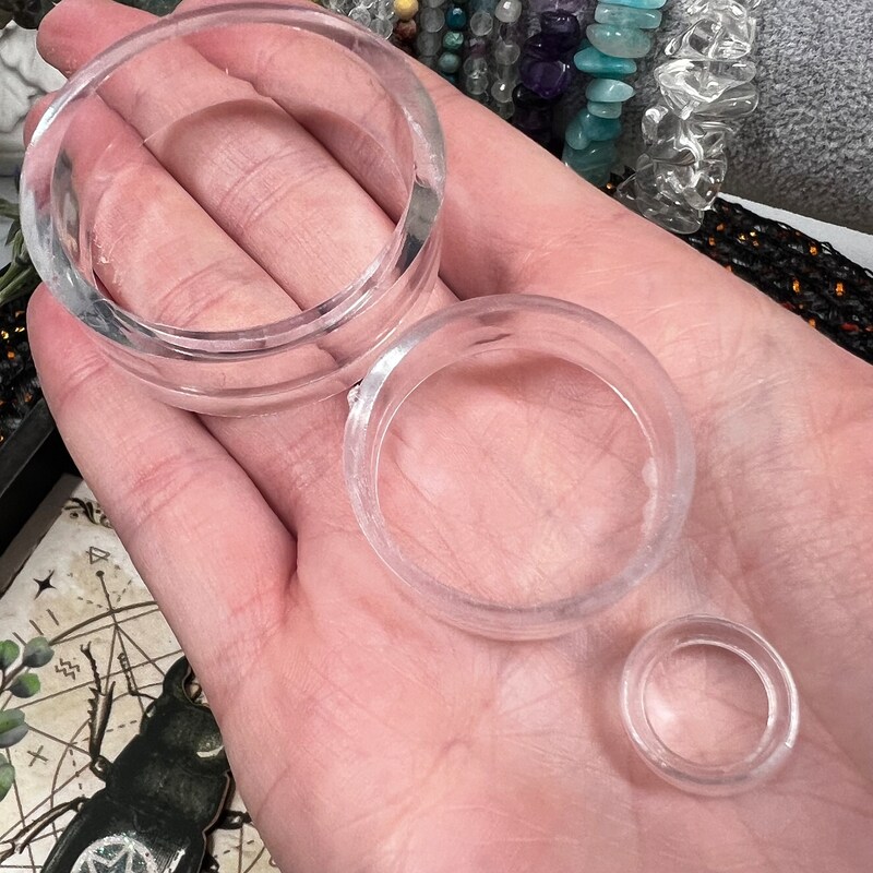 Small Crystal Sphere Stand - Etsy