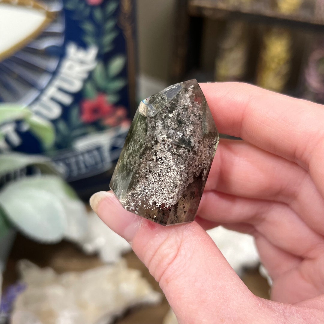 High Quality Garden Quartz Tower Chlorite Included Quartz Lodolite ...