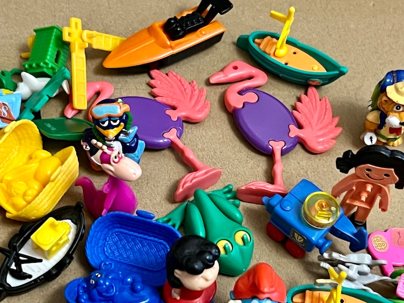 Vintage Kinder Surprise Toys Rare 1990s Kinder Egg Collectibles 90s ...