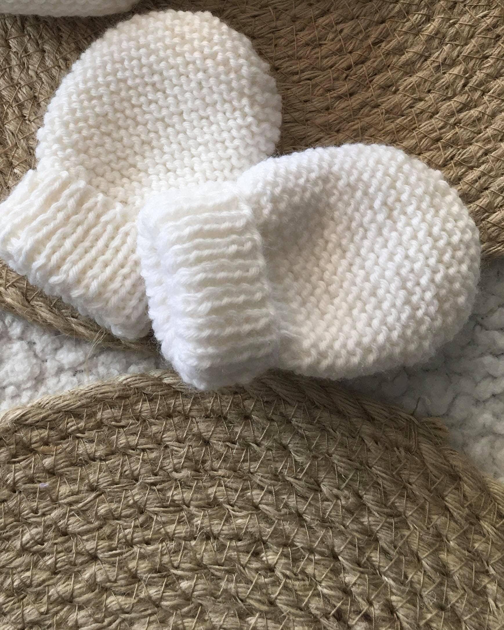 Paire de moufles en laine / tricot bébé / cadeau de naissance/ bébé ...