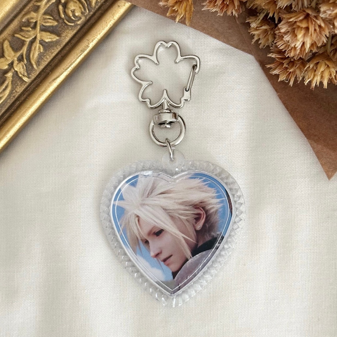 Cloud Strife Keychain | Final Fantasy VII - Etsy
