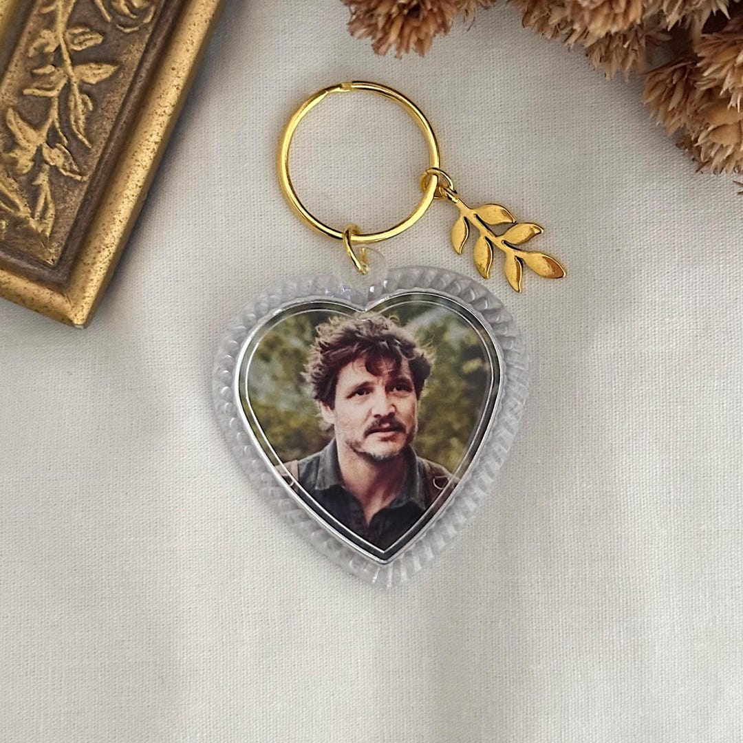 Pedro Pascal Keychain | the Last of Us - Etsy