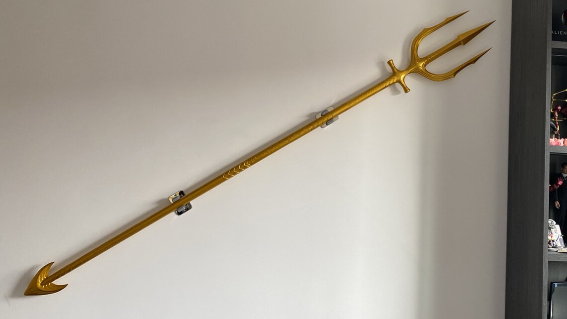 Aquaman Trident Aquaman Weapon Metal Trident Gold Trident King | Etsy ...