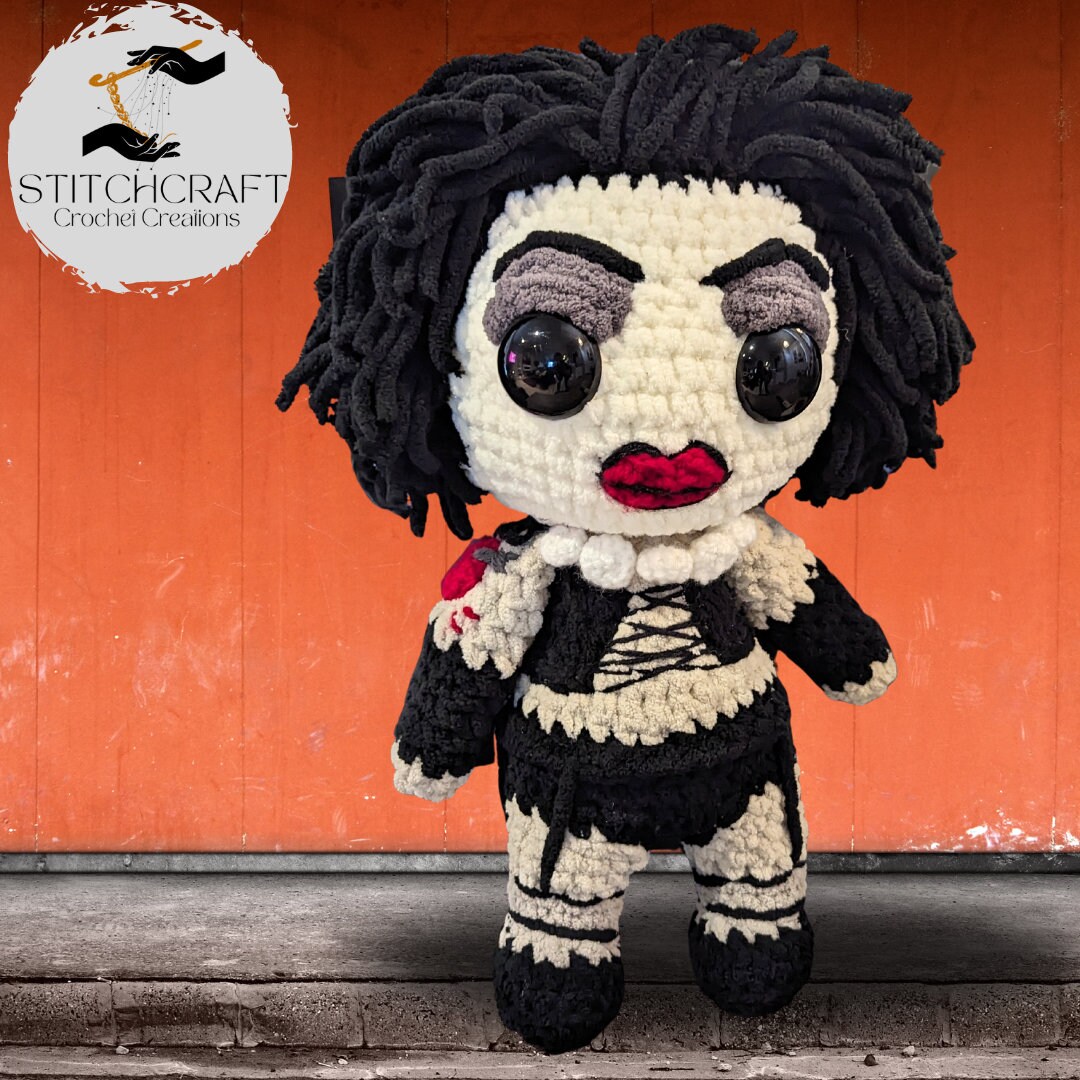 Dr Horror Crochet Plushie | Horror Movie Doll | Spooky Stuffie - Etsy