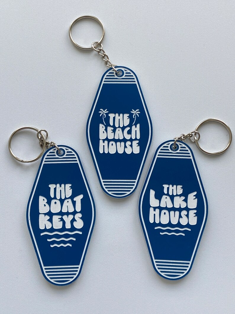 Customizable Retro Motel Keychains Vacation Beach Lake Mountain Boat ...