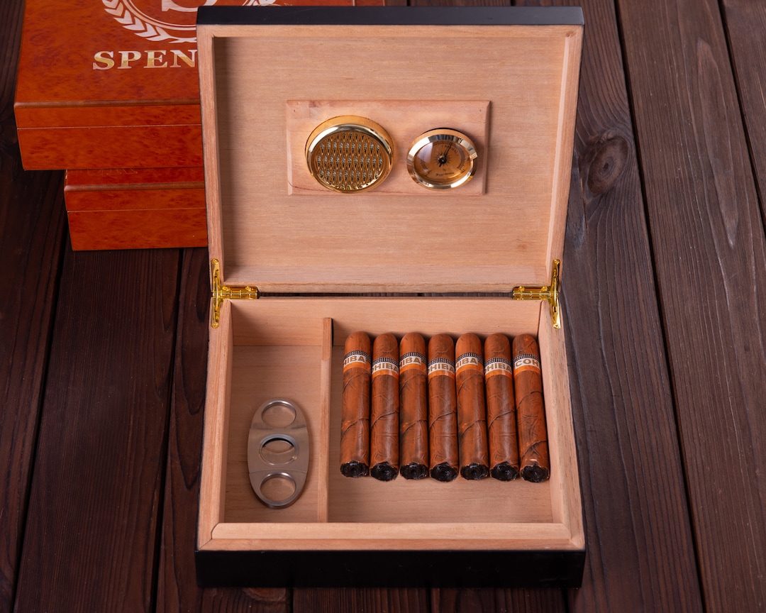 Personalized Cigar Humidor Gift for Men, Custom Cigar Box, Gift for Him ...