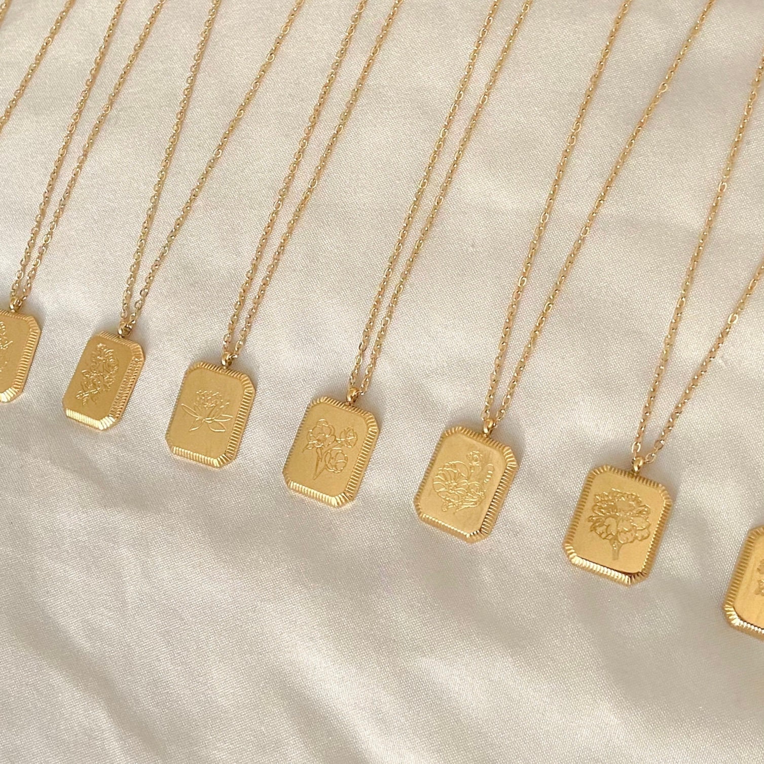 18K Gold Plated Birth Flower Engraving Necklaces Birth Month - Etsy